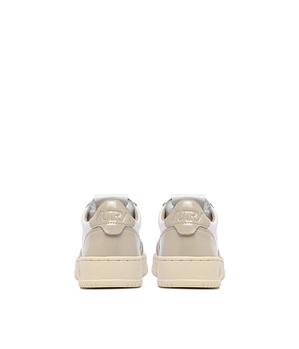 Medalist Low Sneaker - White / Tide Foam – Les Deux Copines